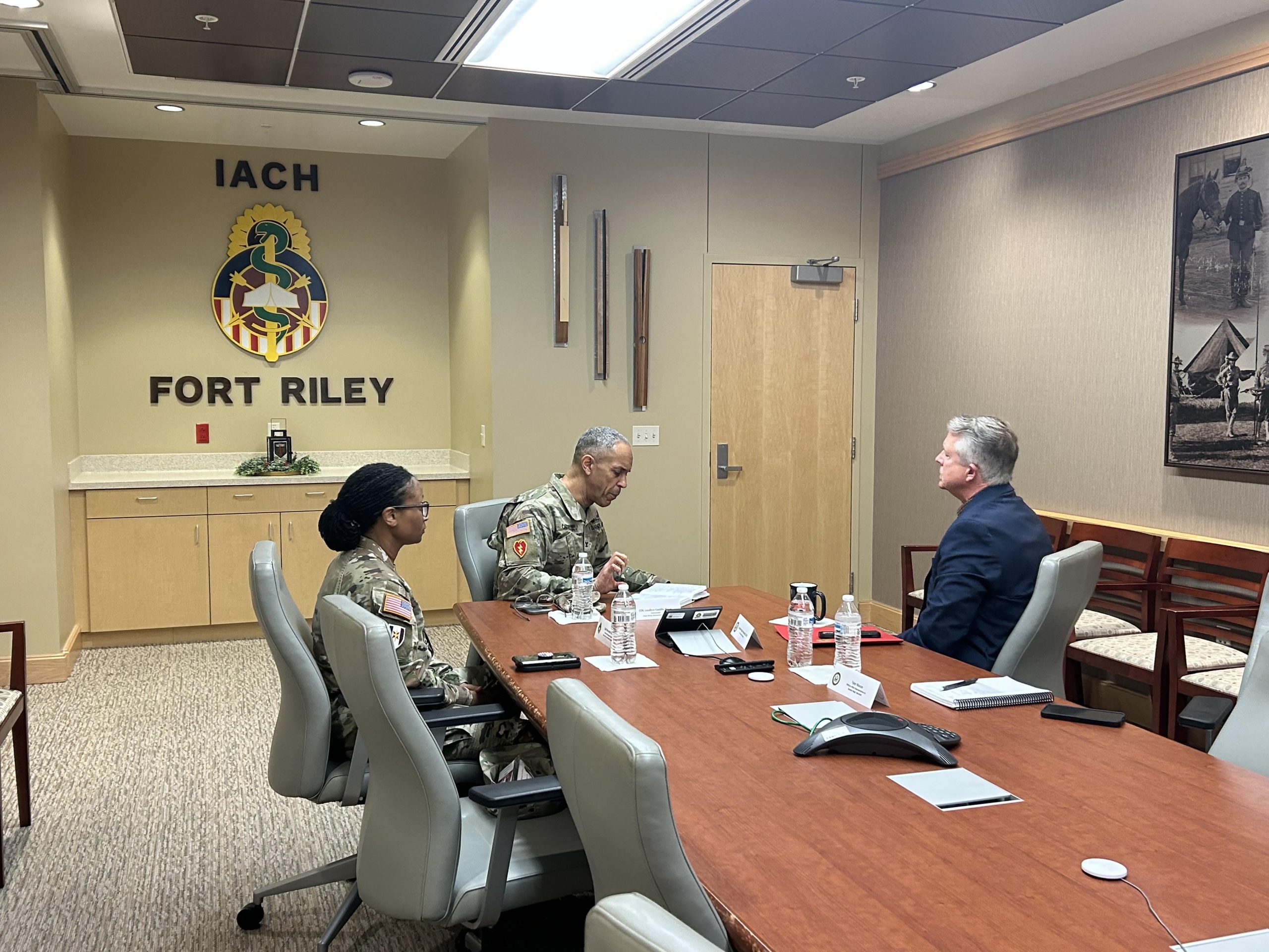 Senator Marshall Visits Ft Riley Hospital Ahead of New Agreement ...